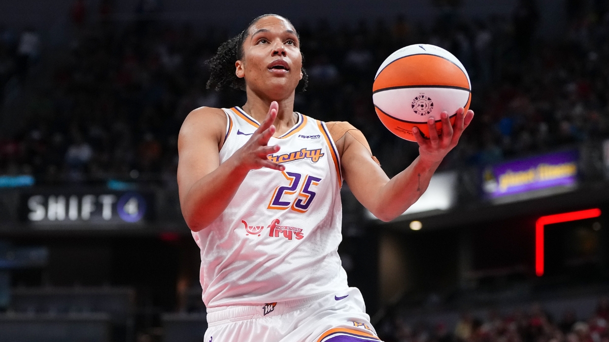 WNBA News: Alyssa Thomas Favored for Third Straight Triple-Double