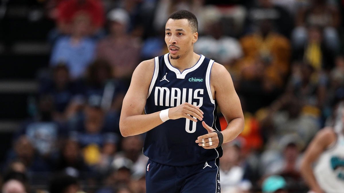 NBA News: Dallas Mavericks Face Looming Deadline for Method to Make Room to Sign Danté Exum