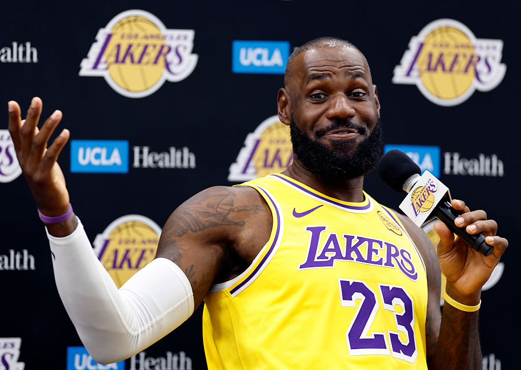 NBA Rumors: LeBron James' Camp Conveyed To Lakers To Be 'Overly Cautious' With Him This Season