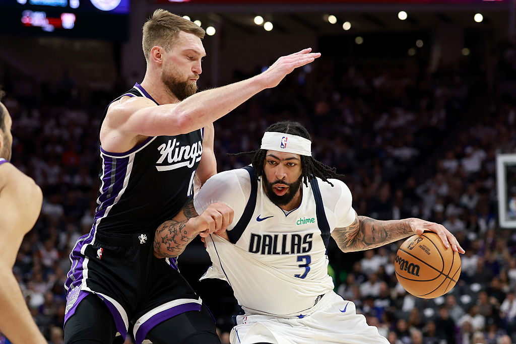 NBA Rumors: Raptors Interested In Mavericks' Anthony Davis, Kings ...