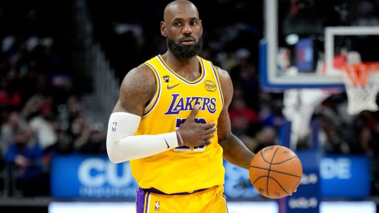 LeBron James 2026 Free Agency: Lakers, Warriors, Cavs & More